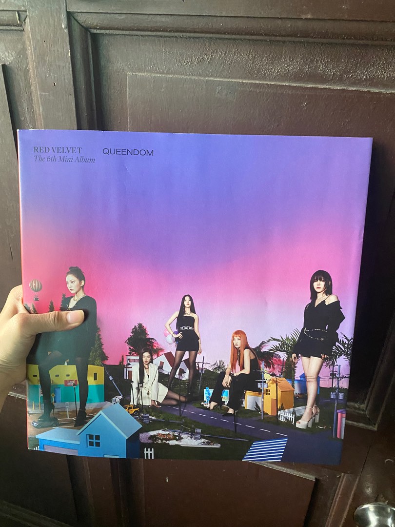 Red Velvet - Unsealed Queendom Album (Photobook Ver,), Hobbies & Toys ...