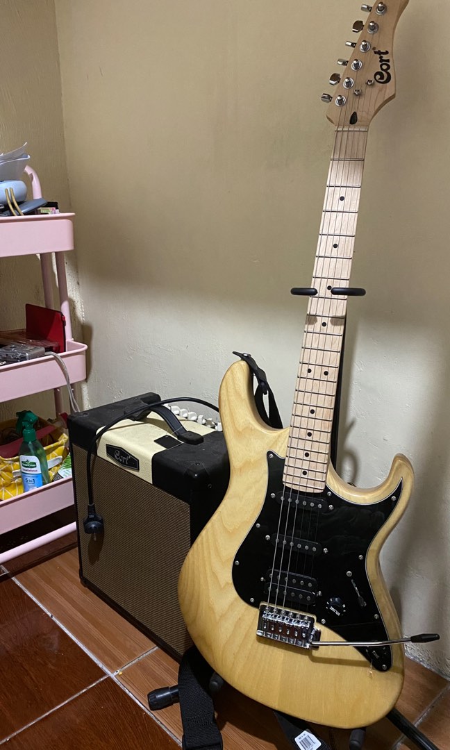 RUSH (cort amplifier), Hobbies & Toys, Music & Media, Musical ...