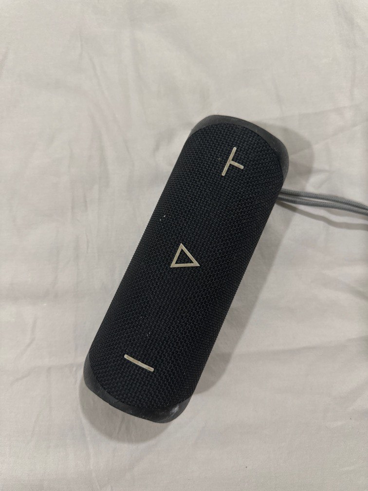 Sharp Bluetooth speaker, Audio, Soundbars, Speakers & Amplifiers on Carousell