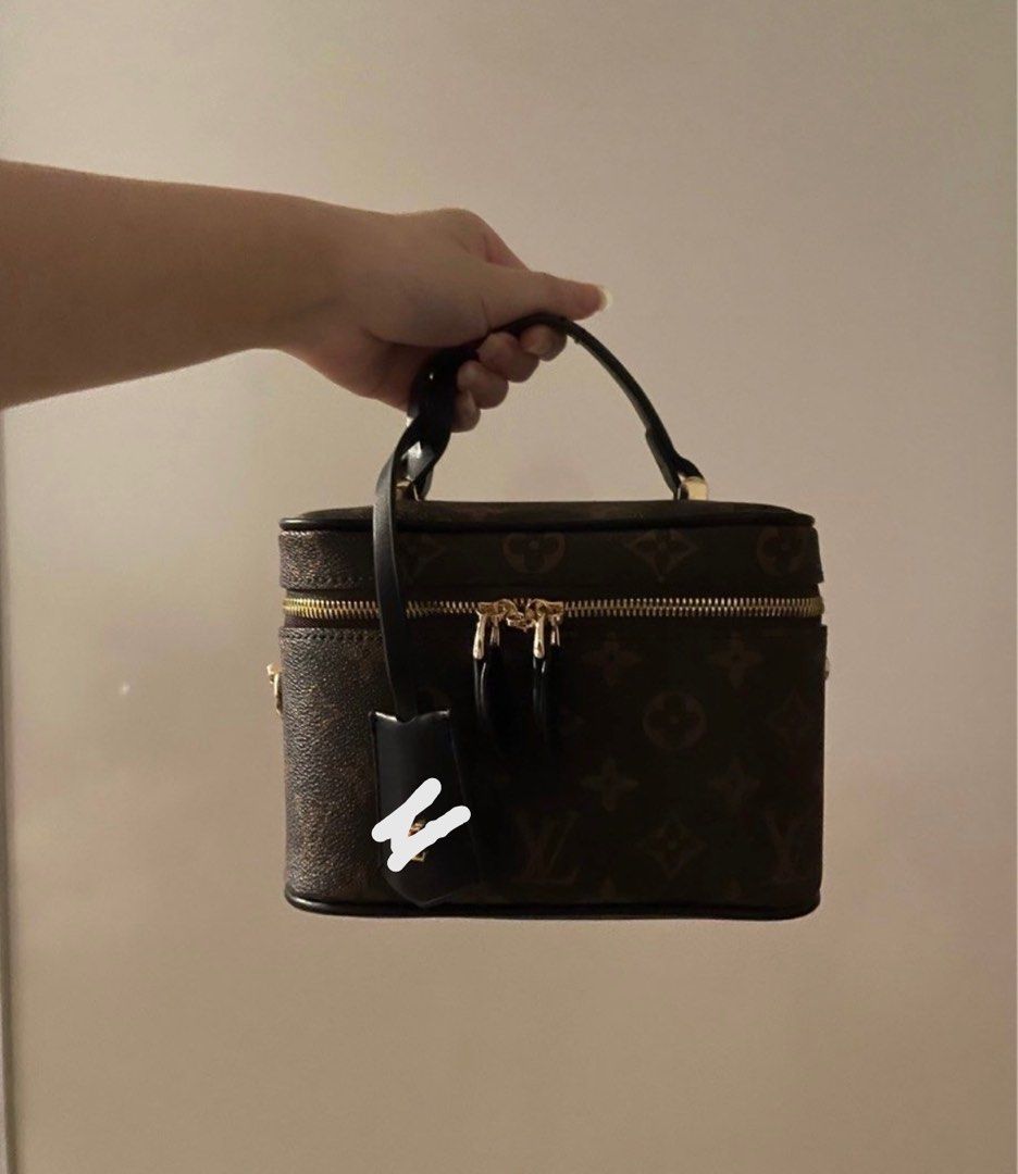 Small vanity bag + lock + chain + key (full set), Women's Fashion, Bags ...