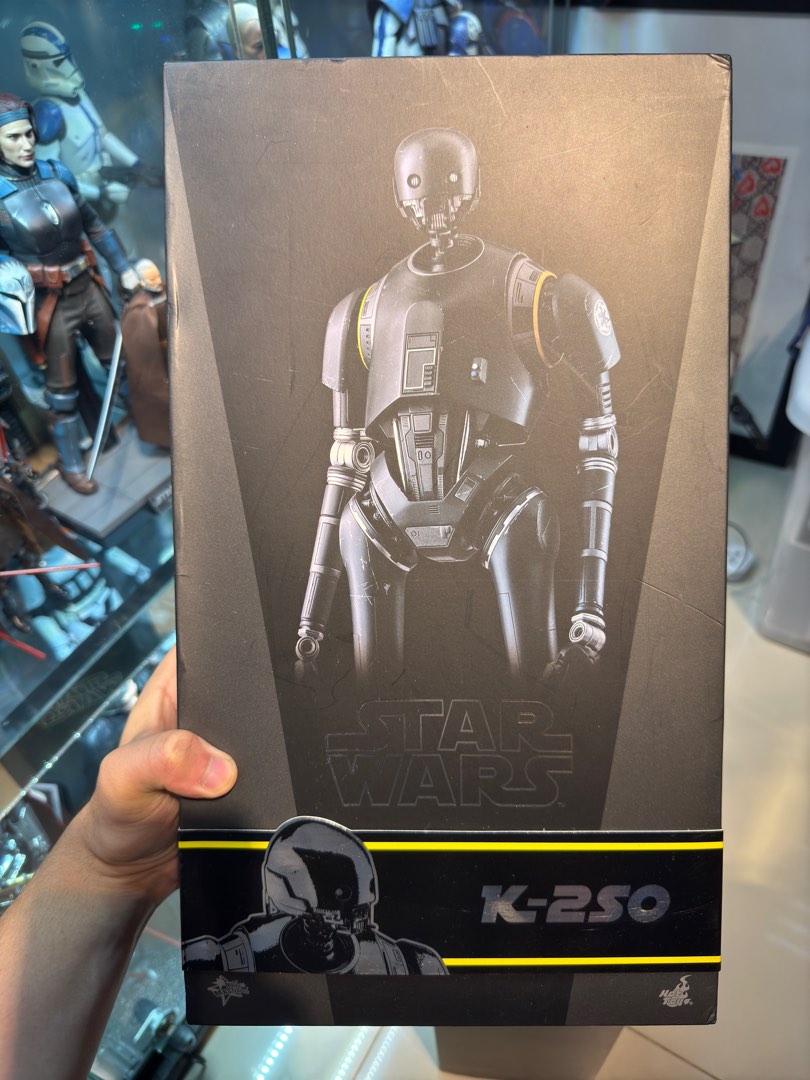 Star wars hot toys k2so mib, Hobbies & Toys, Toys & Games on Carousell