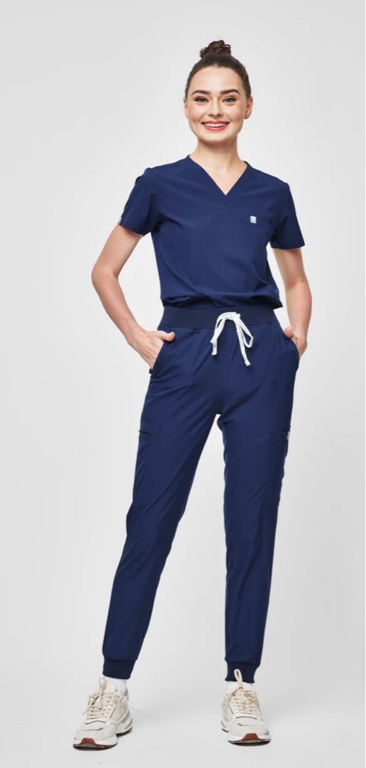 Whitecoat Manila Scrub Set Navy Blue, Women's Fashion, Dresses & Sets ...