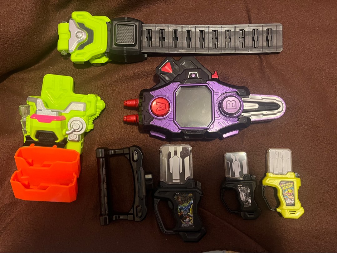 二手中古正版 幪面超人 Ex-Aid Kamen Rider Ex-Aid DX Gashacon Bugvisor + DX Gamer Driver 腰帶扣 + DX 必殺卡帶扣 + 卡帶 ...