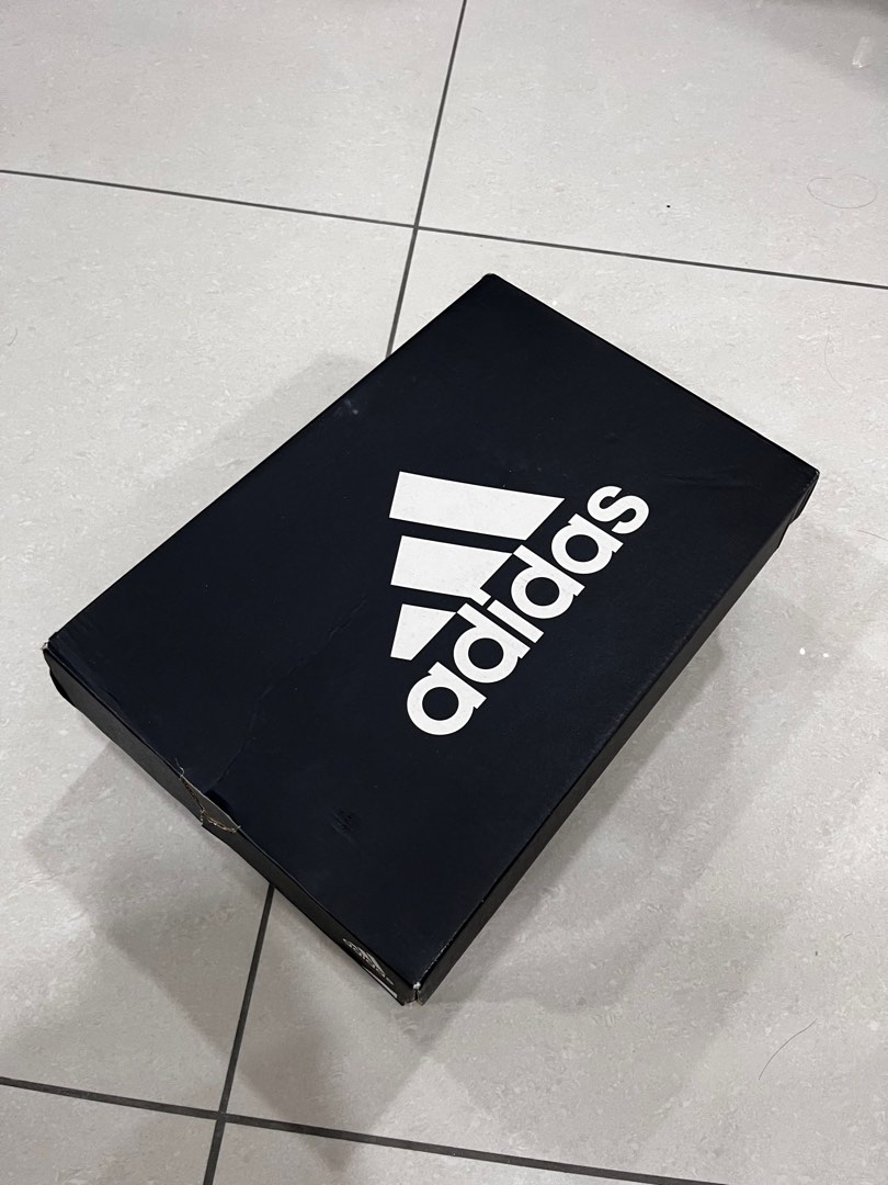 Adidas shoe box, Men's Fashion, Footwear, Shoe inserts & accessories on ...