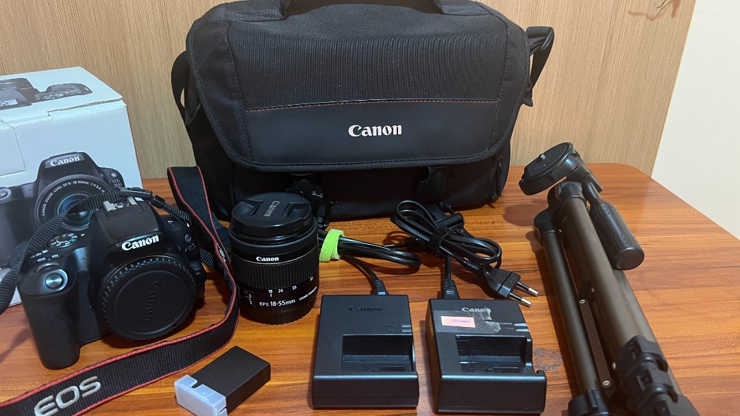 Canon 200D DSLR Camera (CEBU CITY), Photography, Cameras on Carousell