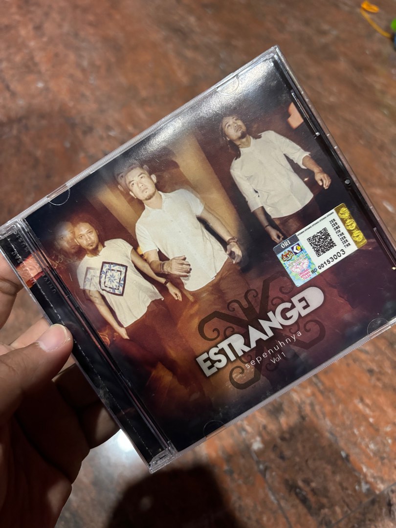 CD ESTRANGED BAND, Hobbies & Toys, Music & Media, CDs & DVDs on Carousell