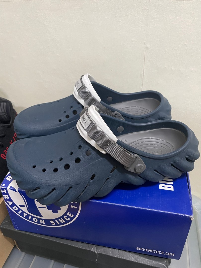 Crocs Echo Clog Navy Blue US11, Men's Fashion, Footwear, Slippers ...