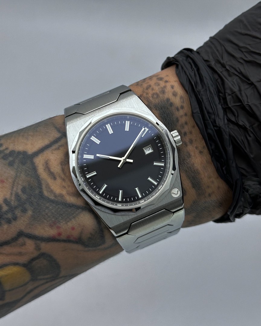 Custom Seiko Mod 37mm No Logo Black VC 222 Quartz Watch, Men's Fashion ...