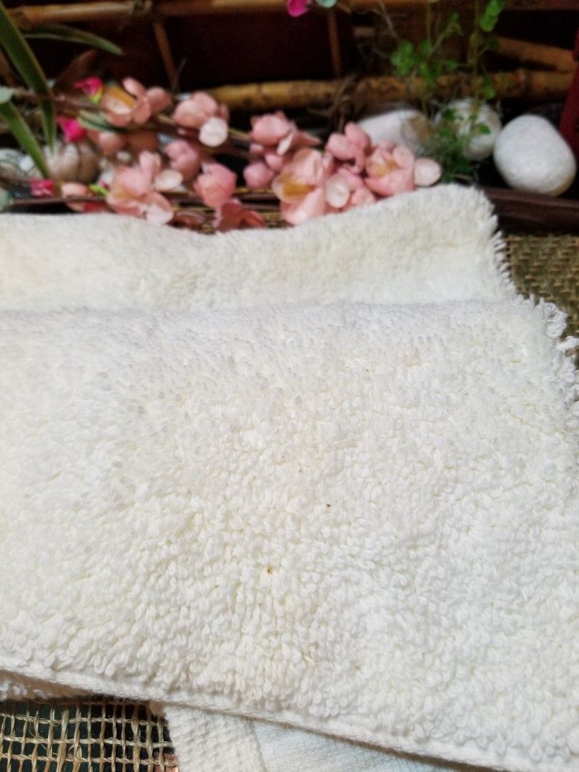 Japan Quality Kontex White Floral Cotton logo Floor mat 60cm x48cm ...