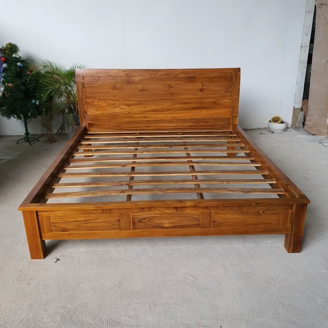 Katil Kayu Jati King Size Natural Walnut, Furniture & Home Living ...