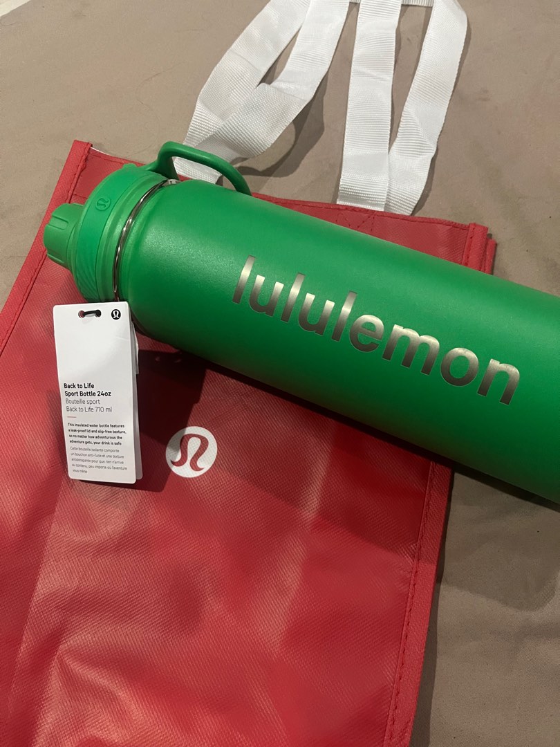 Lululemon sports bottle, Women's Fashion, Watches & Accessories, Other ...