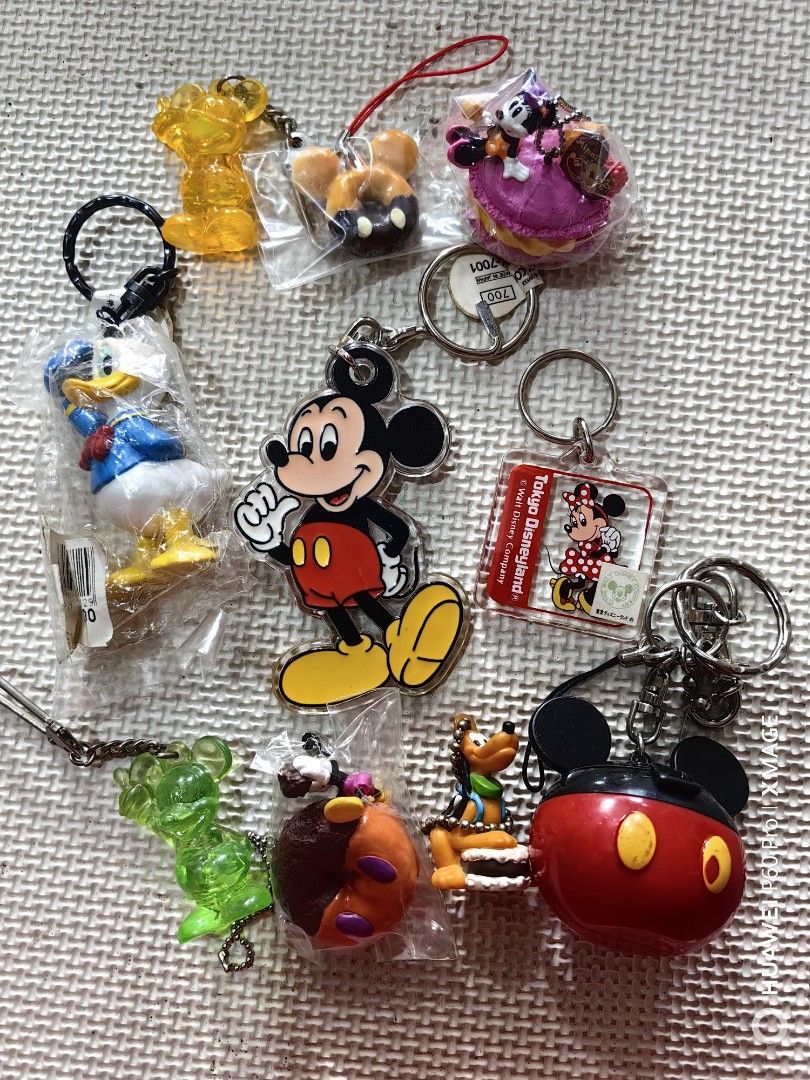 Mickey Mouse Disney Character keychains, Hobbies & Toys, Memorabilia ...