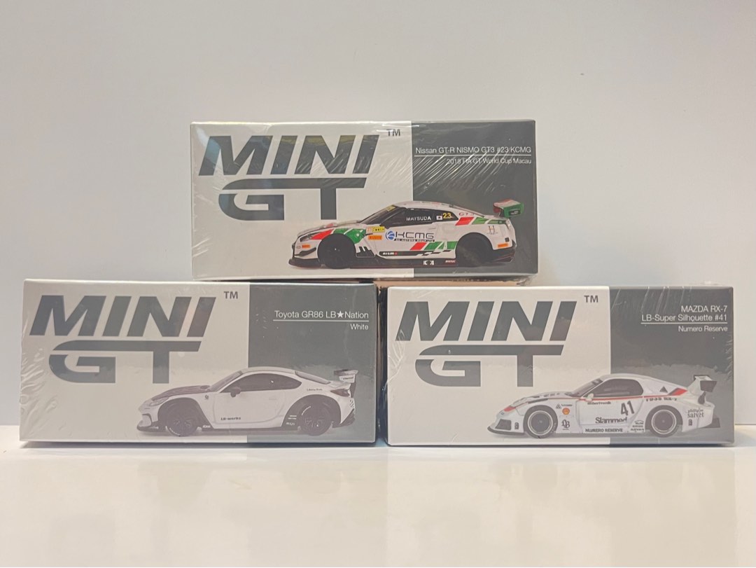 Mini GT #593 Nissan GT - R Nismo GT3 #23 KCMG / #769 Toyota GR86 LB ...