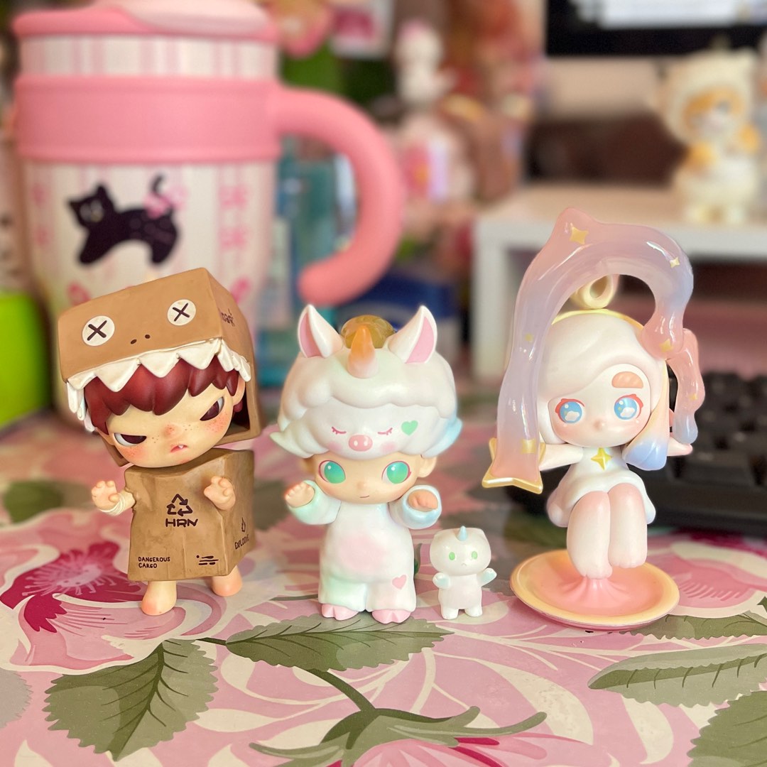 Popmart blind box hirono chaka dimoo figure, Hobbies & Toys, Toys ...