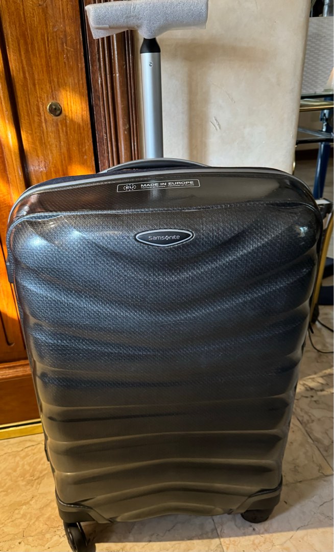 Samsonite Firelite Medium Curv Material very light, Hobbies & Toys ...