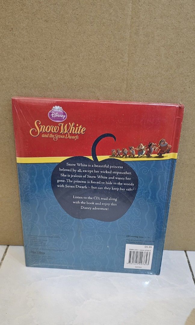 SNOW white story book with CD, Hobbies & Toys, Books & Magazines ...