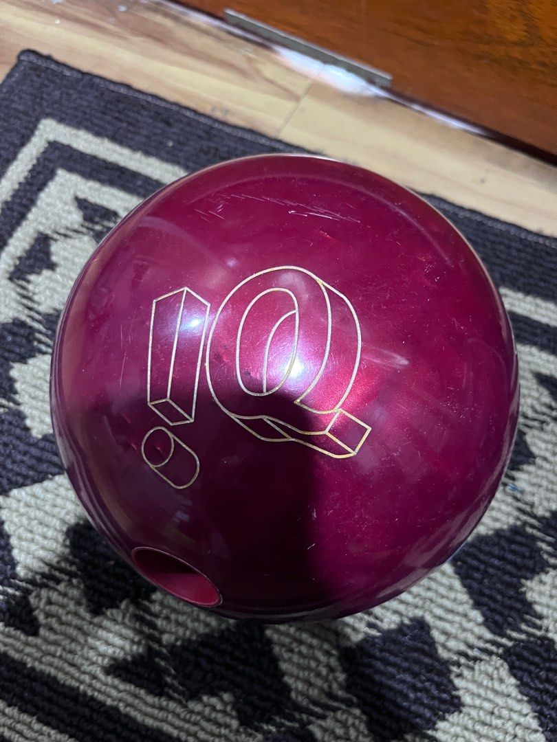 Storm IQ Tour Pear Ruby, Sports Equipment, Sports & Games, Billiards & Bowling on Carousell