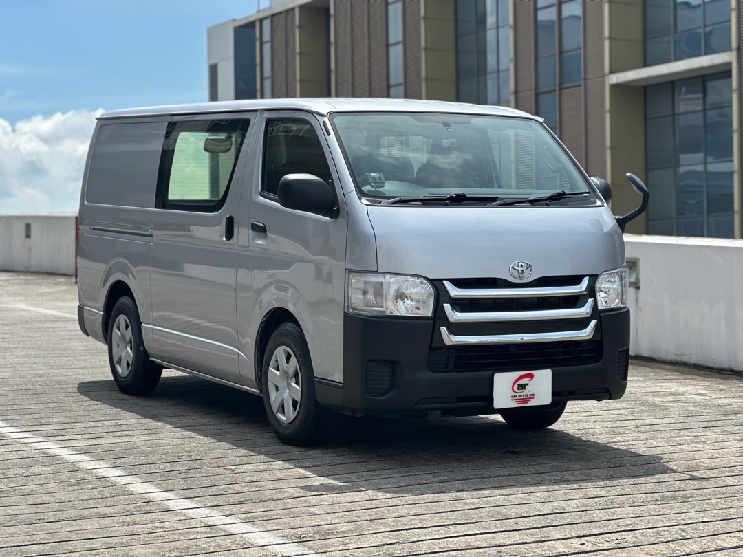 Toyota Hiace 3.0 Manual, Cars, Commercial Vehicles, Used on Carousell