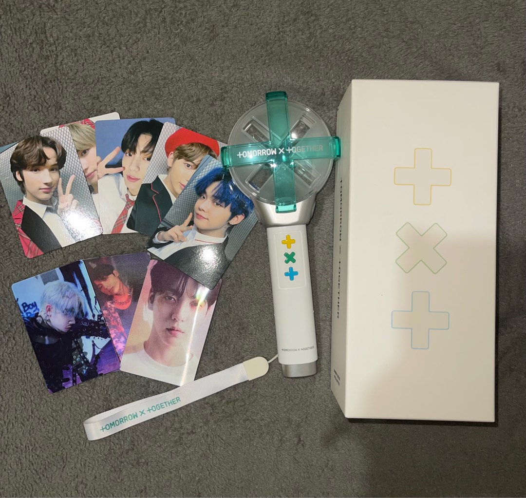 TXT lightstick Ver. 1, Hobbies & Toys, Memorabilia & Collectibles, K ...