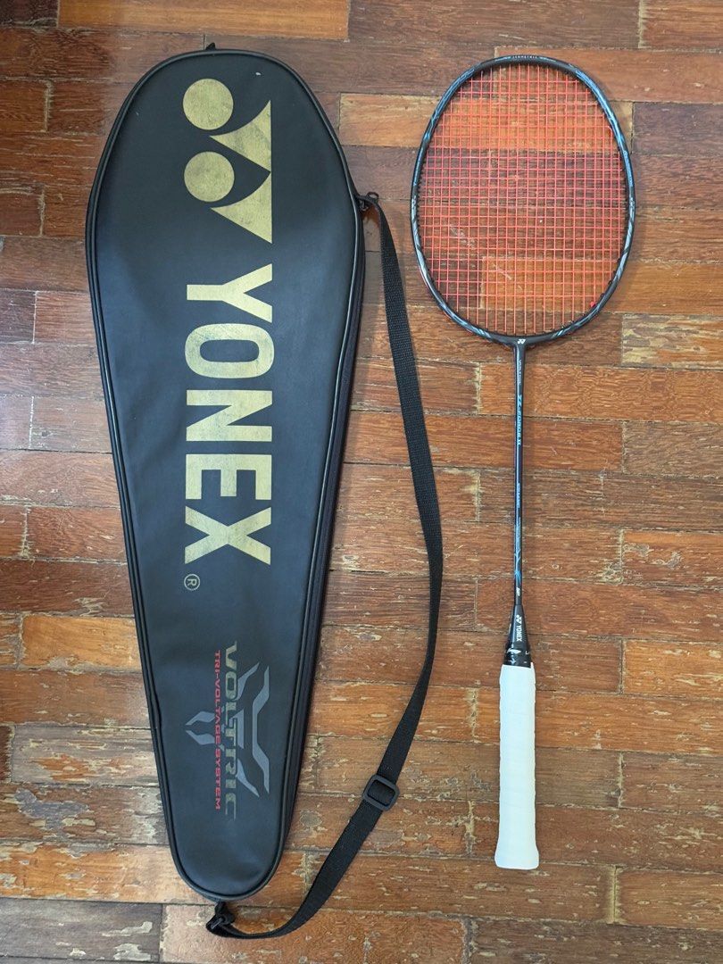 Yonex Voltric ZForce 2, Sports Equipment, Sports & Games, Racket & Ball ...