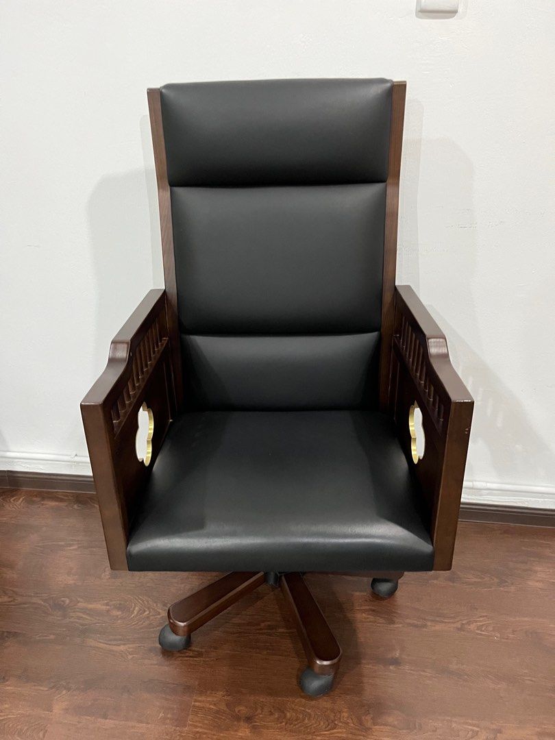 Ancient Chinese emperor style office chair suitable for CEO, Furniture ...