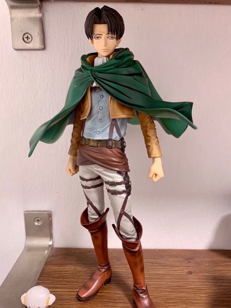 Bandai msp Levi Ackerman AOT attack on titan 25cm figure, Hobbies ...