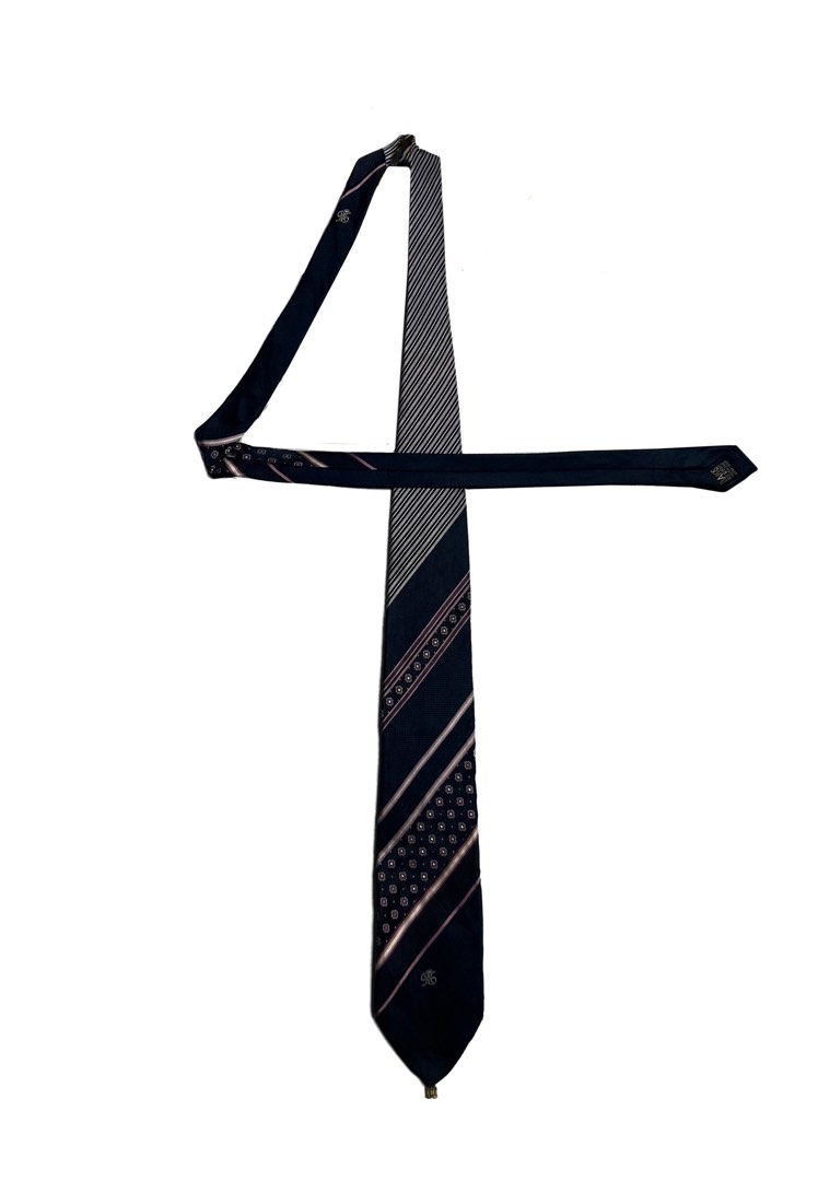 DAKS, Men's Fashion, Watches & Accessories, Ties on Carousell