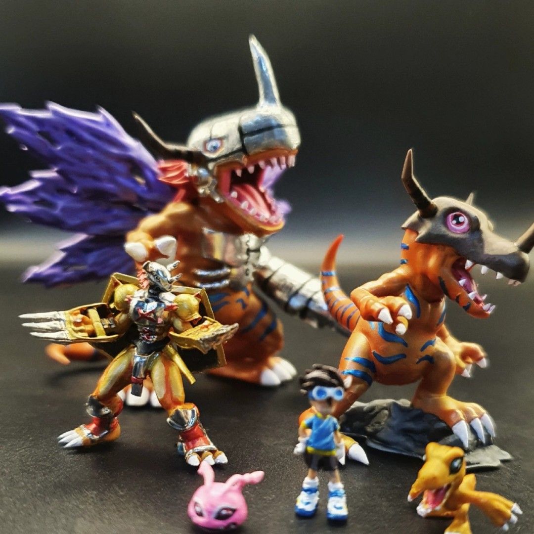 Digimon, small figure set, price not same according to different ...