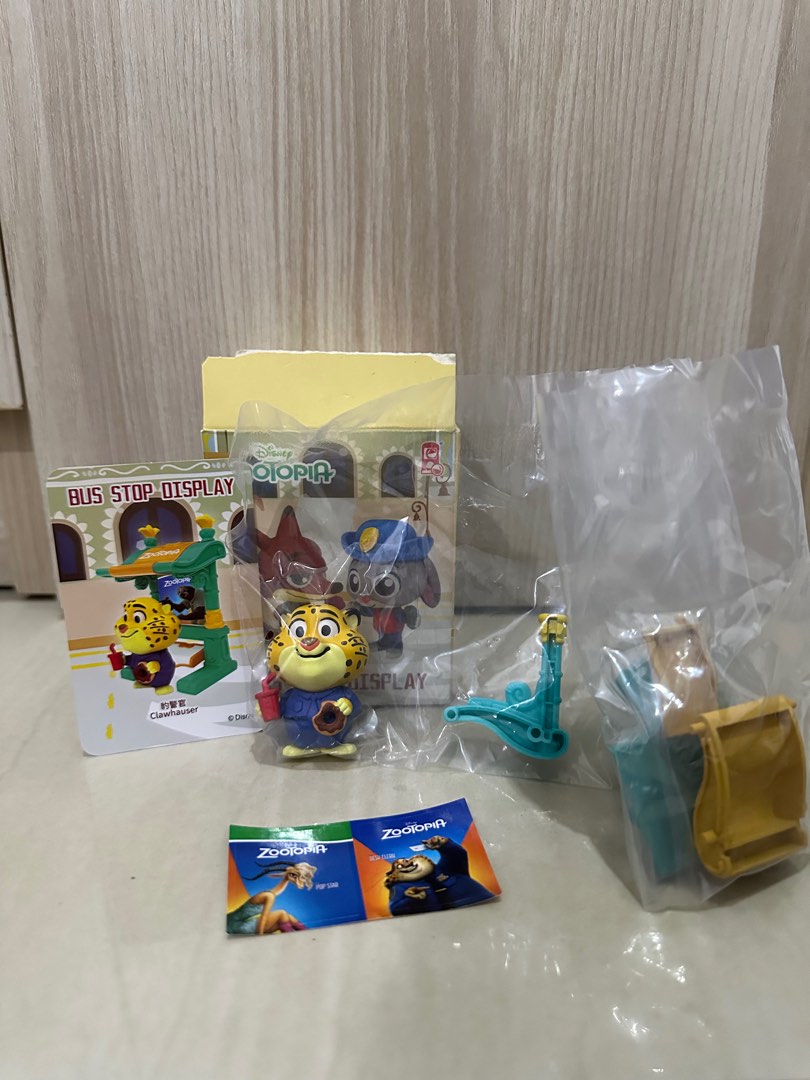 DISNEY Zootopia Blind Box Bus Stop Display - Clawhauser (Cheetah), Toys ...