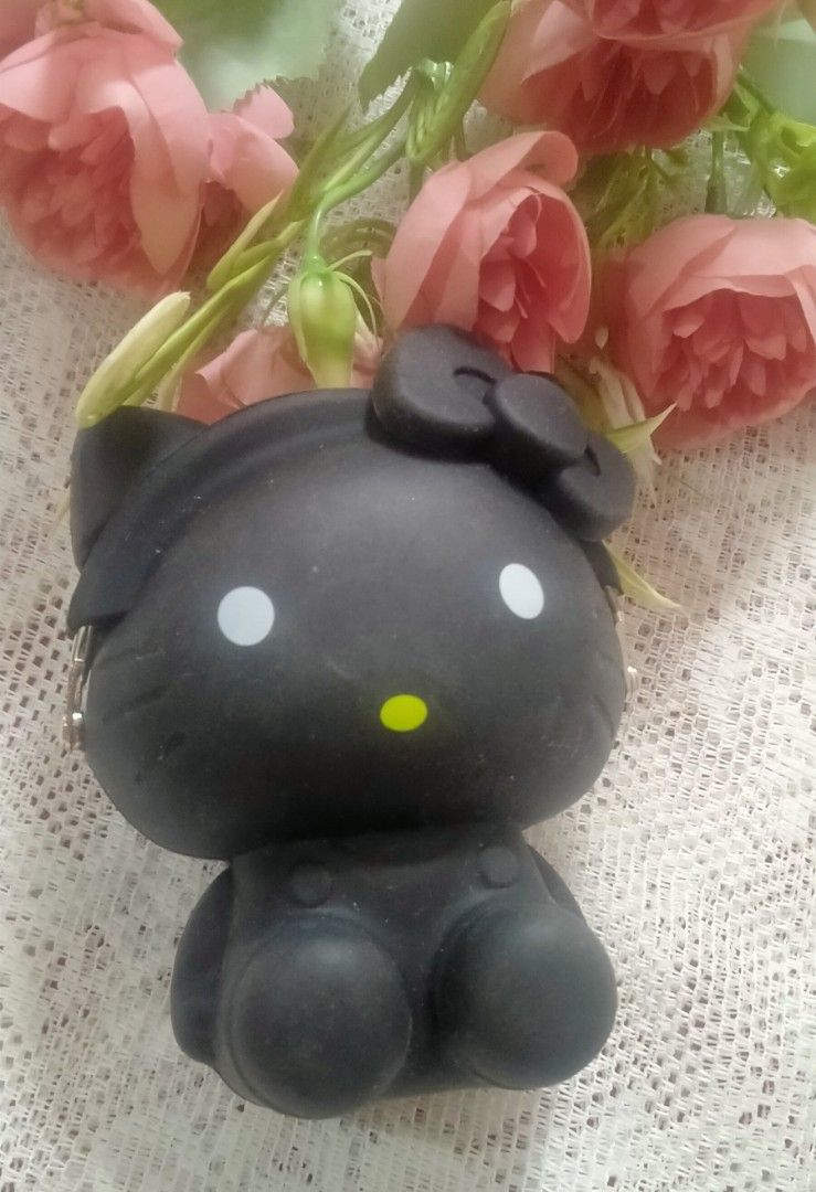 dompet koin hello kitty