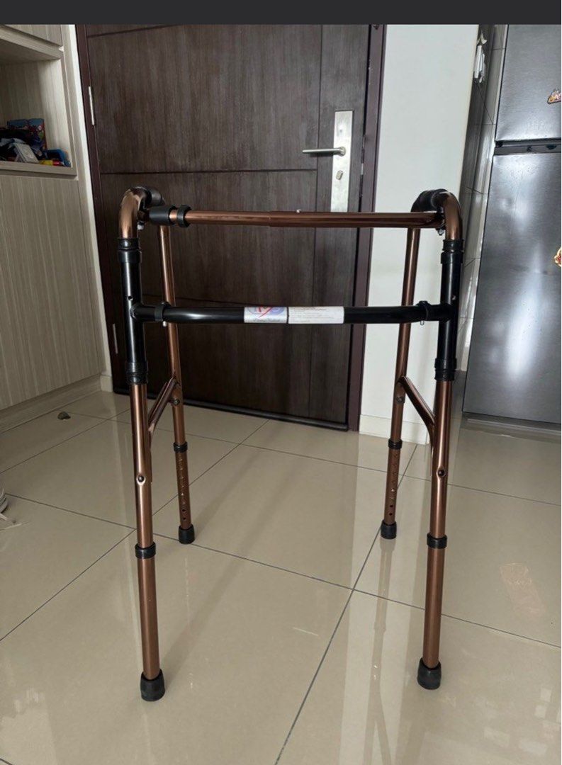 Foldable (4 legs) walking stand, Health & Nutrition, Medical Supplies ...