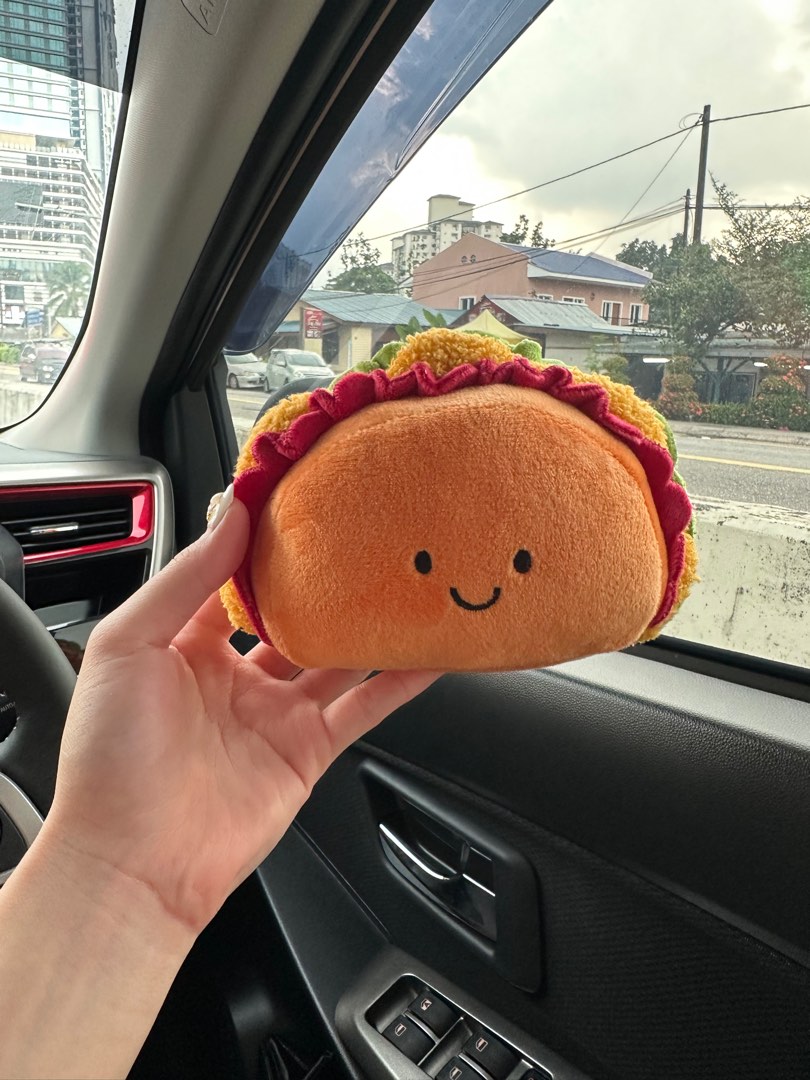 KFC MANTOU, Hobbies & Toys, Toys & Games on Carousell