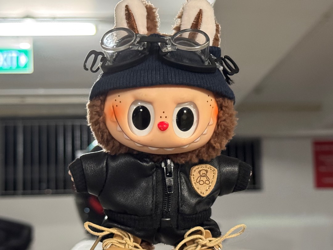 (Last set)Small Labubu riding attires -19cm (just clothes no labubu ...