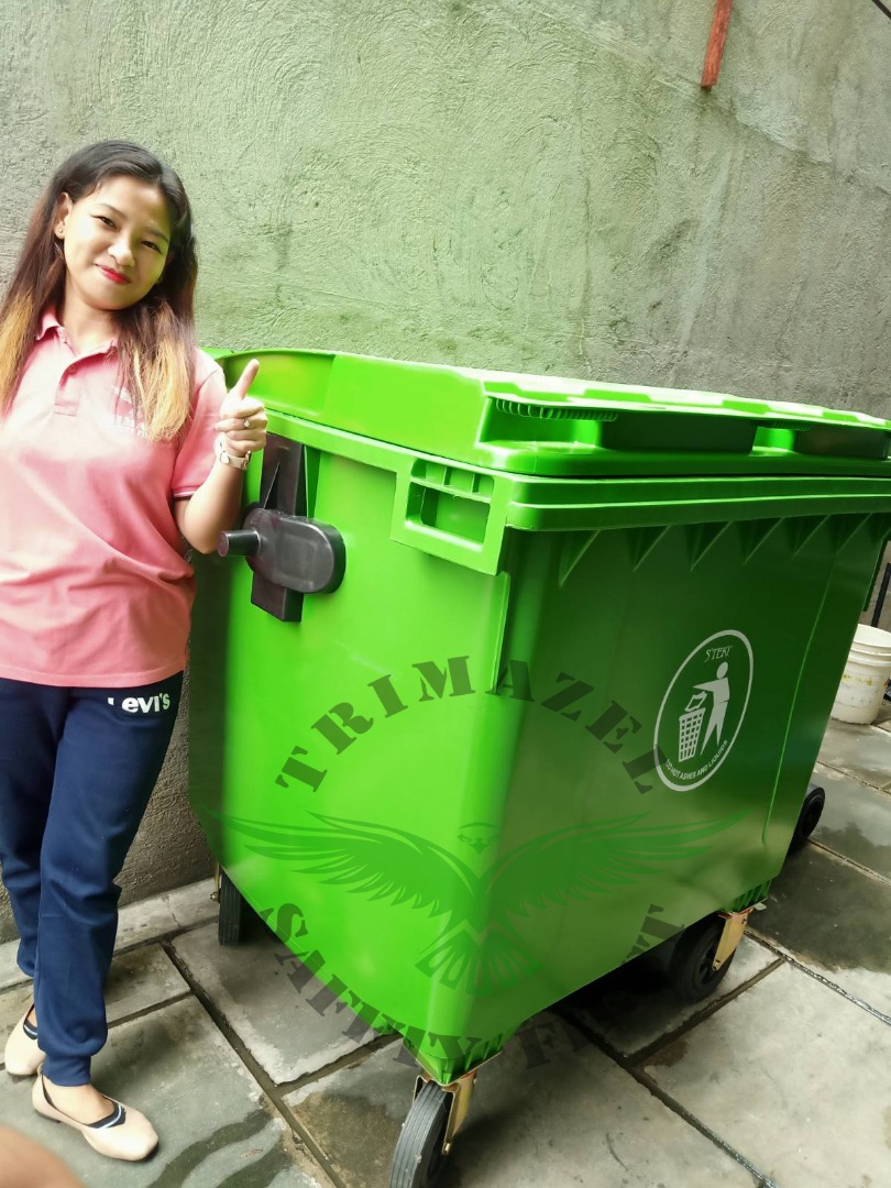 mobile trash bin 1100 liters, Furniture & Home Living, Cleaning ...