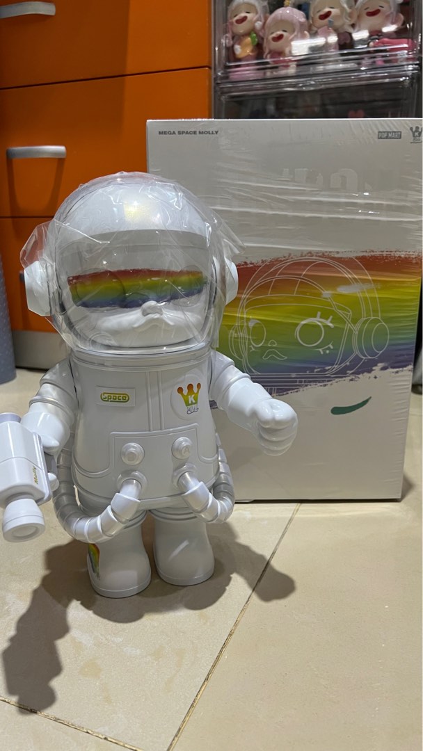 Molly rainbow 400% popmart, Toys & Collectibles, Mainan di Carousell