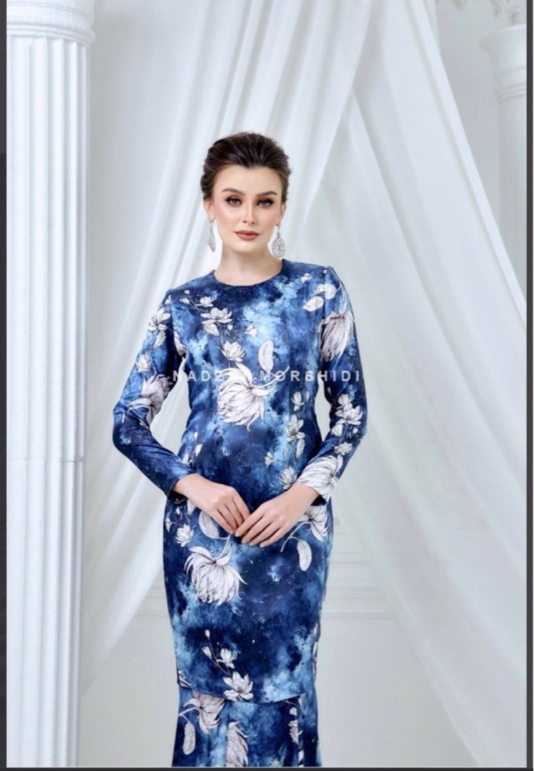 Nadzri Morshidi Aurora Galaxy Kurung in Navy blue, Women's Fashion ...