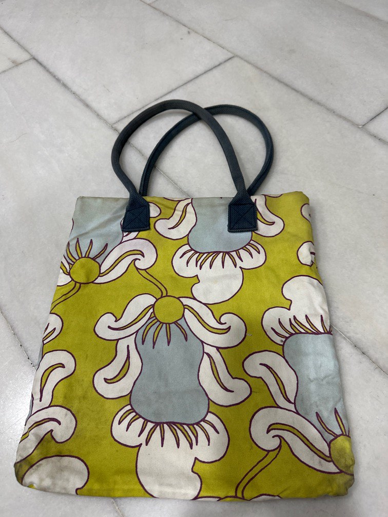 Nala design reversible tote bag, Women's Fashion, Bags & Wallets, Tote ...