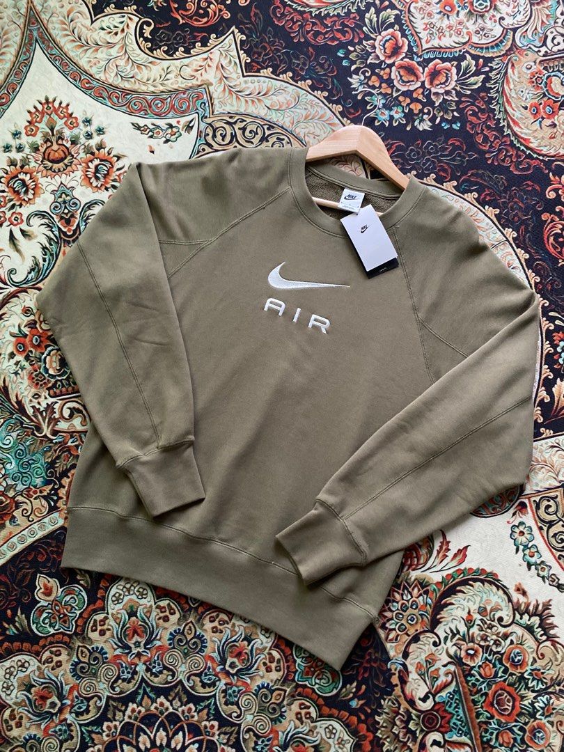 NIKE AIR FT CREW, Men's Fashion, Tops & Sets, Hoodies on Carousell