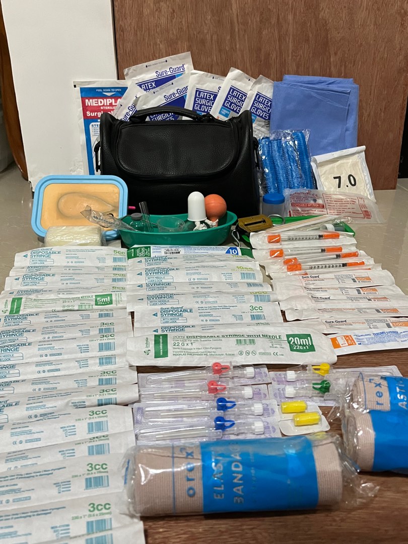 Nursing Paraphernalia/ OB Bag/ Syringes etc, Announcements on Carousell