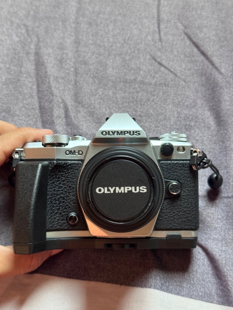 OLYMPUS EM5 MARK II, Photography, Cameras on Carousell