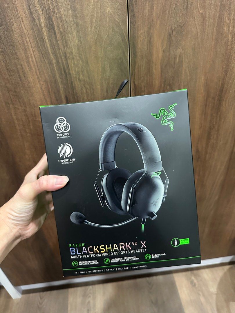 Razer Blackshark V2 X wired, Audio, Headphones & Headsets on Carousell