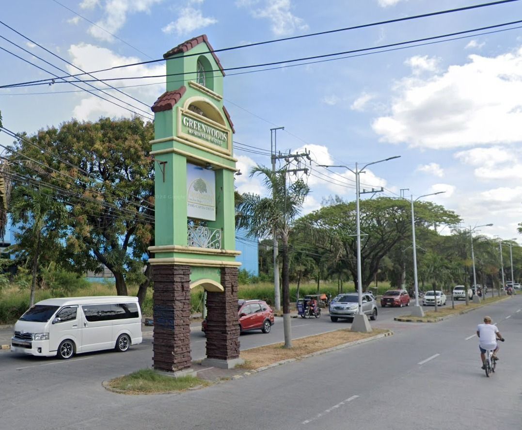 Vacant Lot in BLOCK 4 LOT 19 - Phase 3A2 GREENWOODS EXCECUTIVE VILLAGE ...