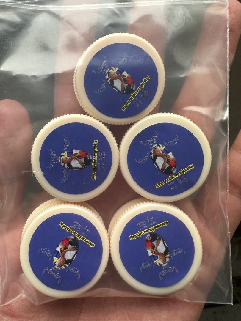 Ac Pakong Sipeng Mon Sam Si, Hobbies & Toys, Religious Items on Carousell