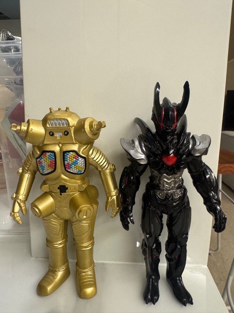 Bandai Ultraman Ultra Dark Rugieru Kaiju & King Joe, Hobbies & Toys ...