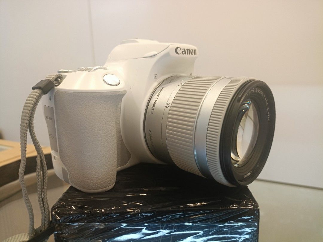 Canon EOS 200D Mark II With 18-55mm STM Lens (99% Good Condition ...