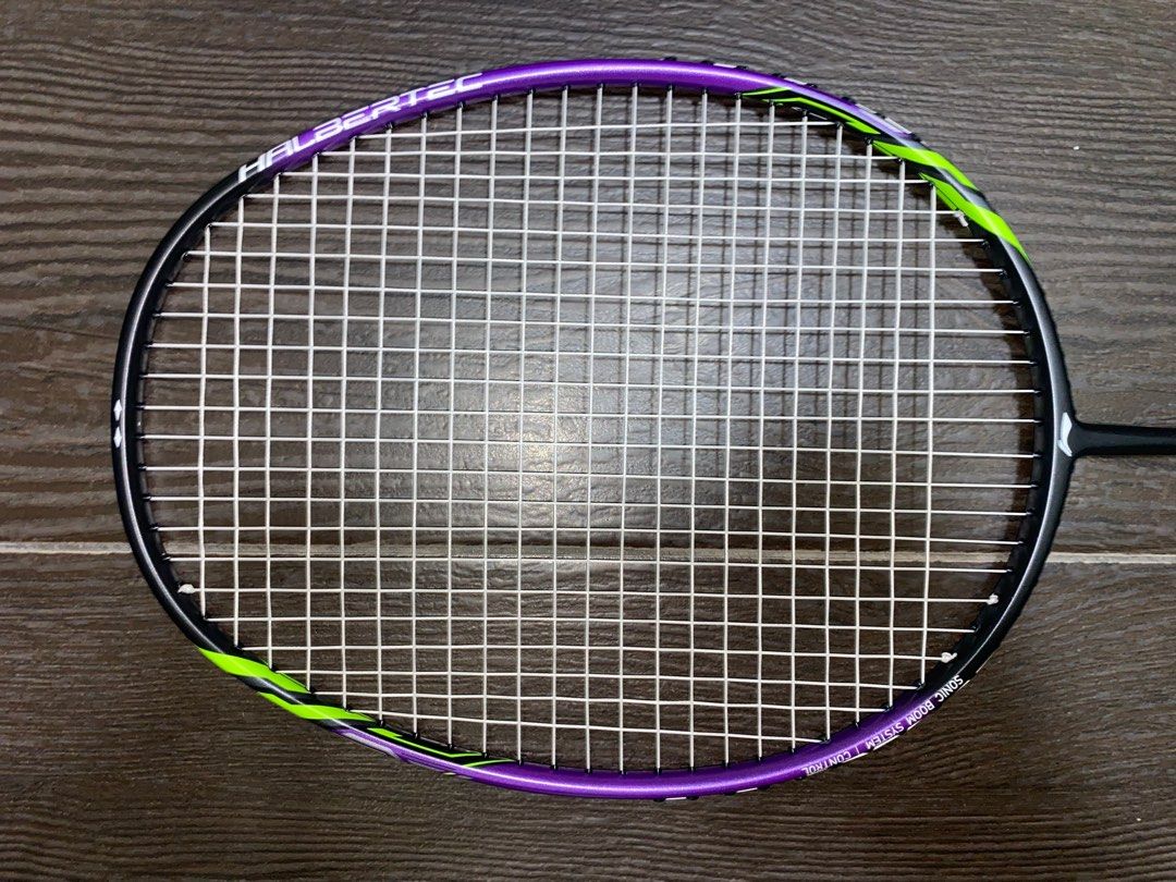 For sale: Li-ning Halbertec 1000 4u badminton racket, Sports Equipment ...