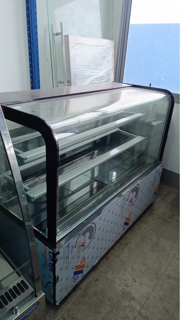 (Free delivery and warranty) 5 ft cake display/ cake showcase/ display ...