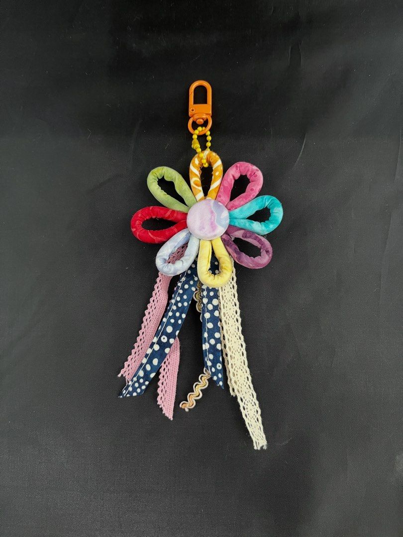 Batik Keychain Holder, Hobbies & Toys, Stationery & Craft, Handmade ...