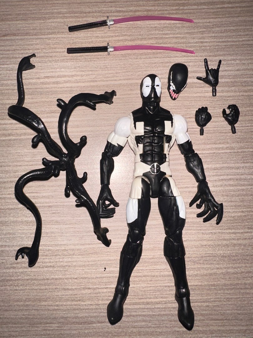 Marvel Legends Venomized Deadpool Action Figure, Hobbies & Toys, Toys ...