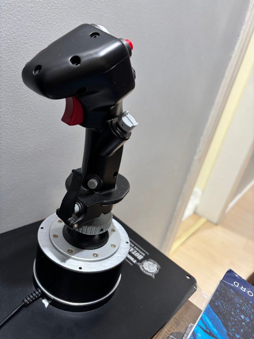 Thrustmaster HOTAS Warthog Flight Stick and Throttle, Video Gaming ...